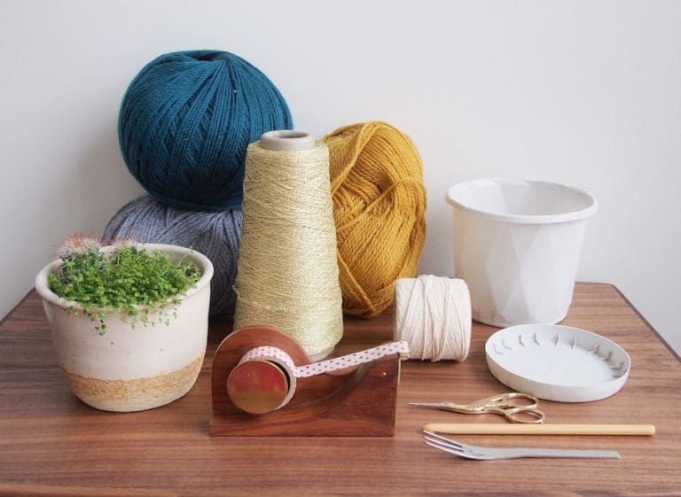 Woven planter cosy tutorial: Make a pot plant weave | Style Curator