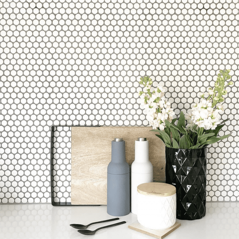 11 types of white kitchen splashback tiles | Style Curator