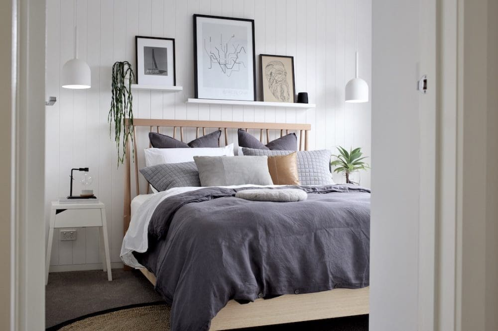 Styling above a bed: Ideas to decorate the space above your bed | Style ...