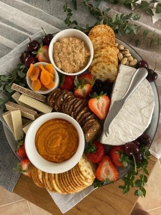 How to create a gorgeous grazing board | Style Curator