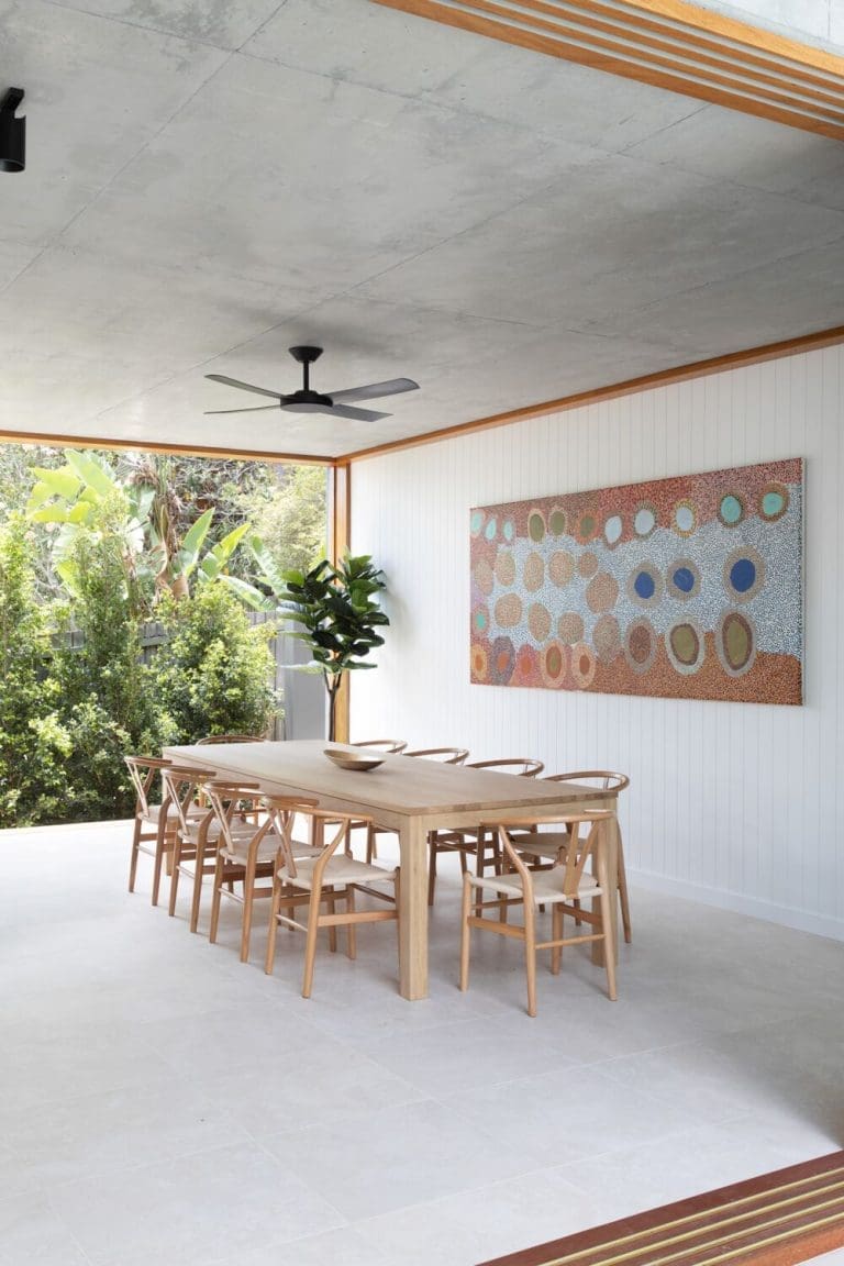 Amaroo house: A stunning new build with a fascinating facade