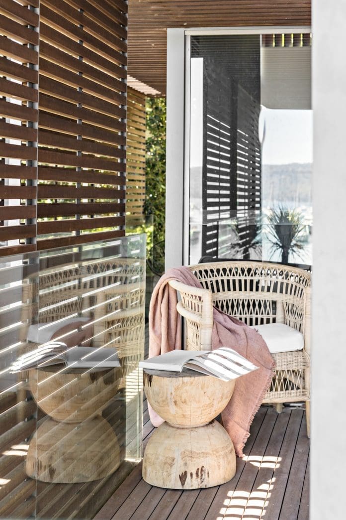 Styling hacks for decorating a rental outdoor space or balcony | Style ...