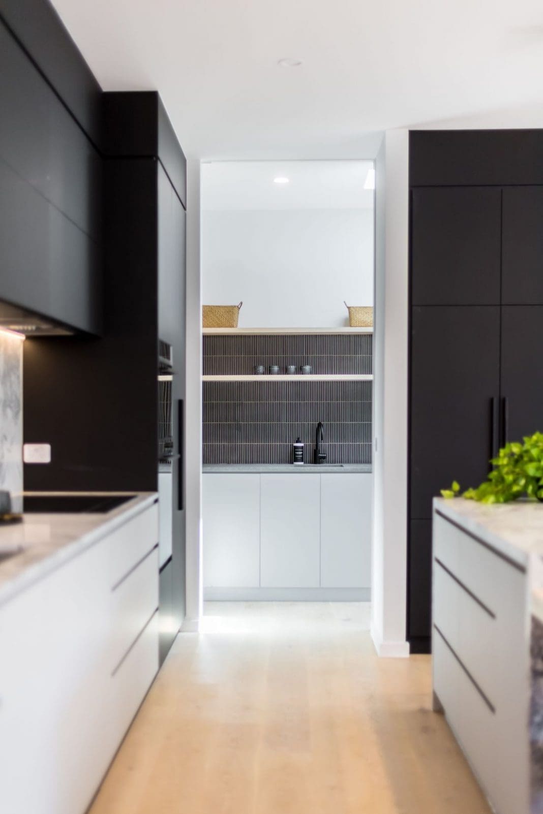 Top 9 kitchen splashback trends 2022 | Style Curator