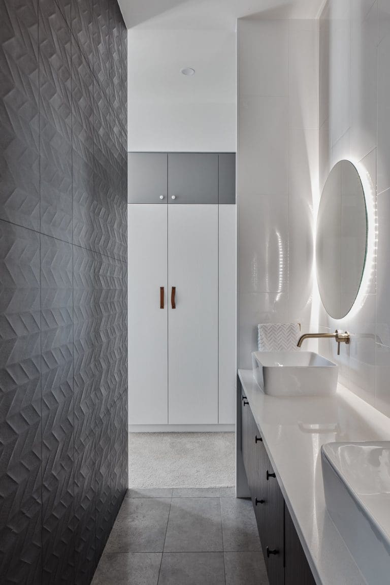 What bathroom mirror to buy? Shapes and styles explained | Style Curator