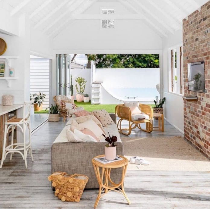 1960's beach shack to Palm Springs paradise Bilinga Beach Abode | Style ...