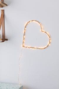 DIY heart wall light: Make a sweet wall light for your child | Style ...