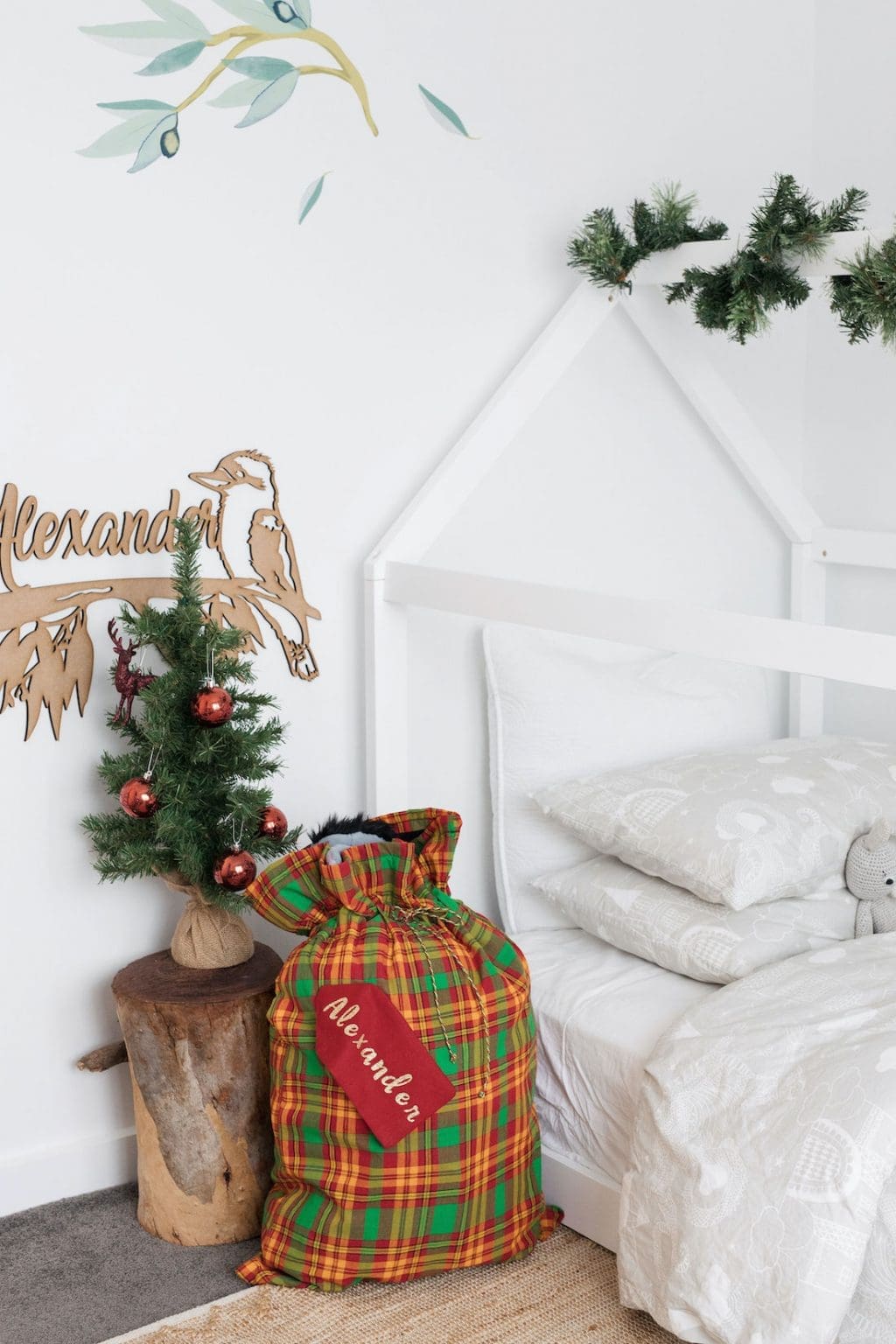 How to make a Santa sack: Luxe personalised Santa sack | Style Curator