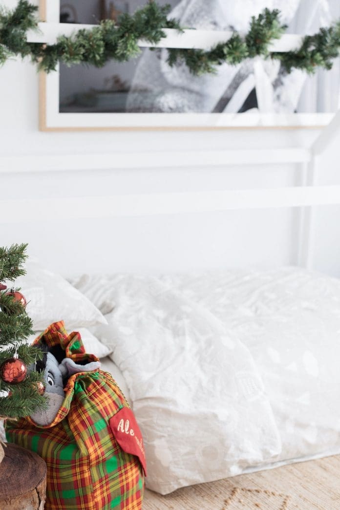 How to make a Santa sack: Luxe personalised Santa sack | Style Curator