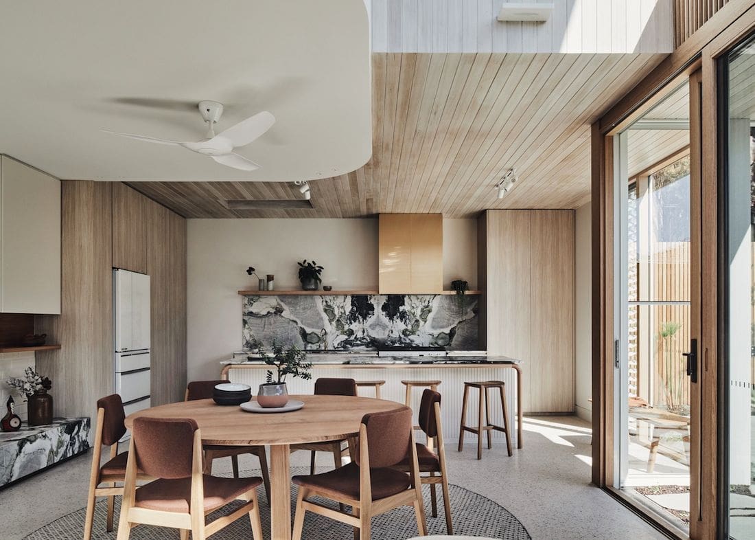 Lantern House: A light-filled sanctuary with internal balcony | Style ...