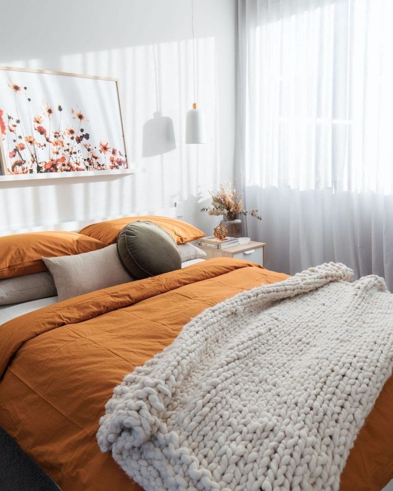 8 bedrooms that nail rich Autumn tones | Style Curator