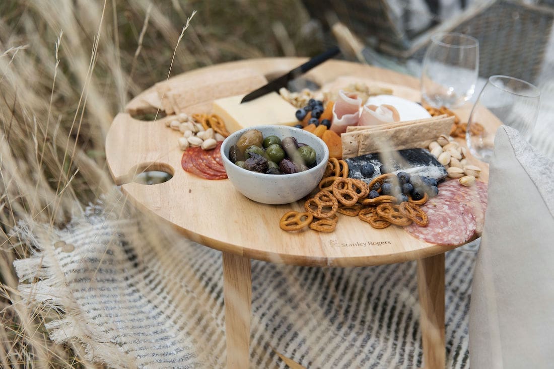 How to pack the perfect picnic: Create a luxe picnic | Style Curator