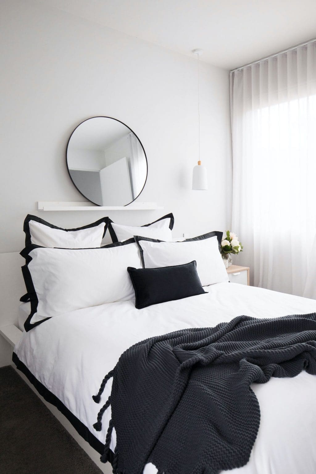 How to style your bed like a hotel: Bed styling tips | Style Curator