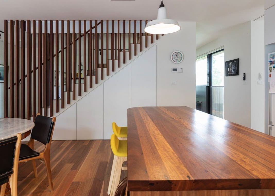The flowing curves and fascinating facade of Ribbon House | Style Curator