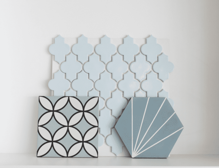 Blue kitchen splashback tiles: Get inspired to embrace a blue back splash!