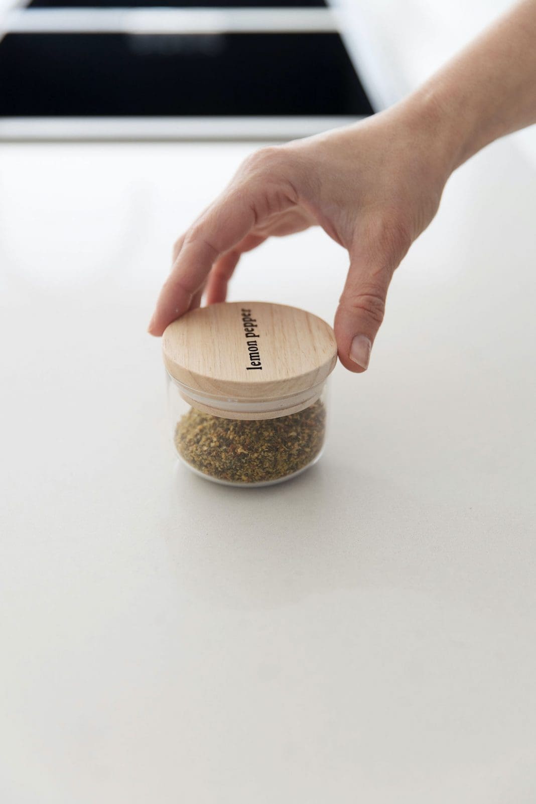 The ultimate spice drawer — A list of 99+ herbs and spices | Style Curator