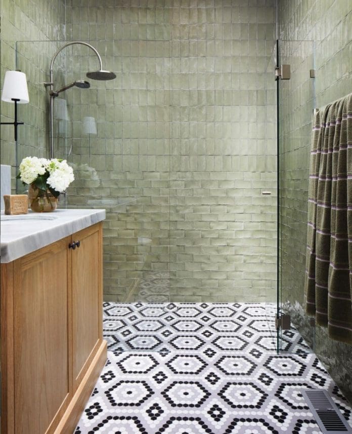 Green bathroom tiles: Inspiration gallery of 10 green tile shapes