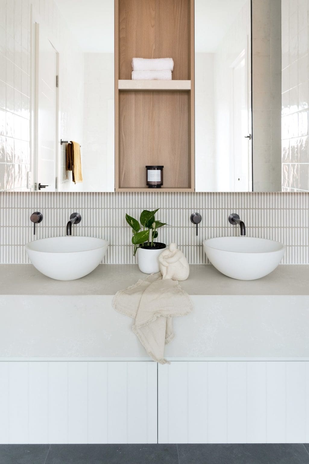 The clever contemporary house renovation of the Kedron project