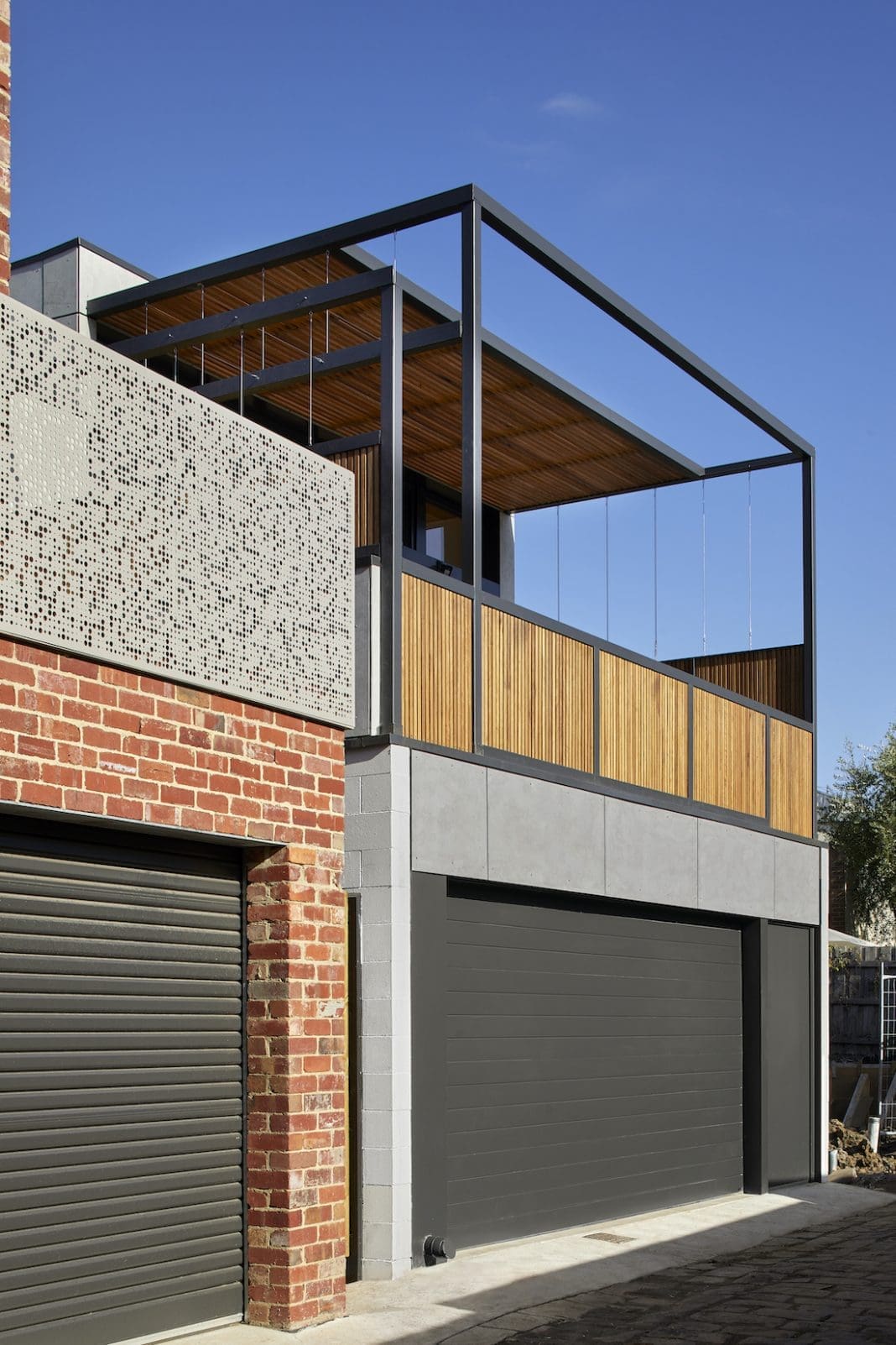 The sustainable heritage-listed home renovation of Laneway House