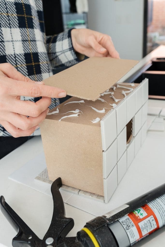 DIY grid tile tissue box cover: Making flu season chic!