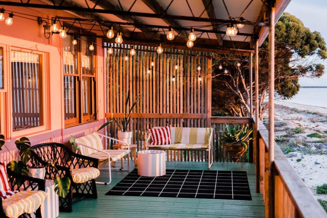 Take a tour of Love & Mutiny: The pink coastal cabin | Style Curator