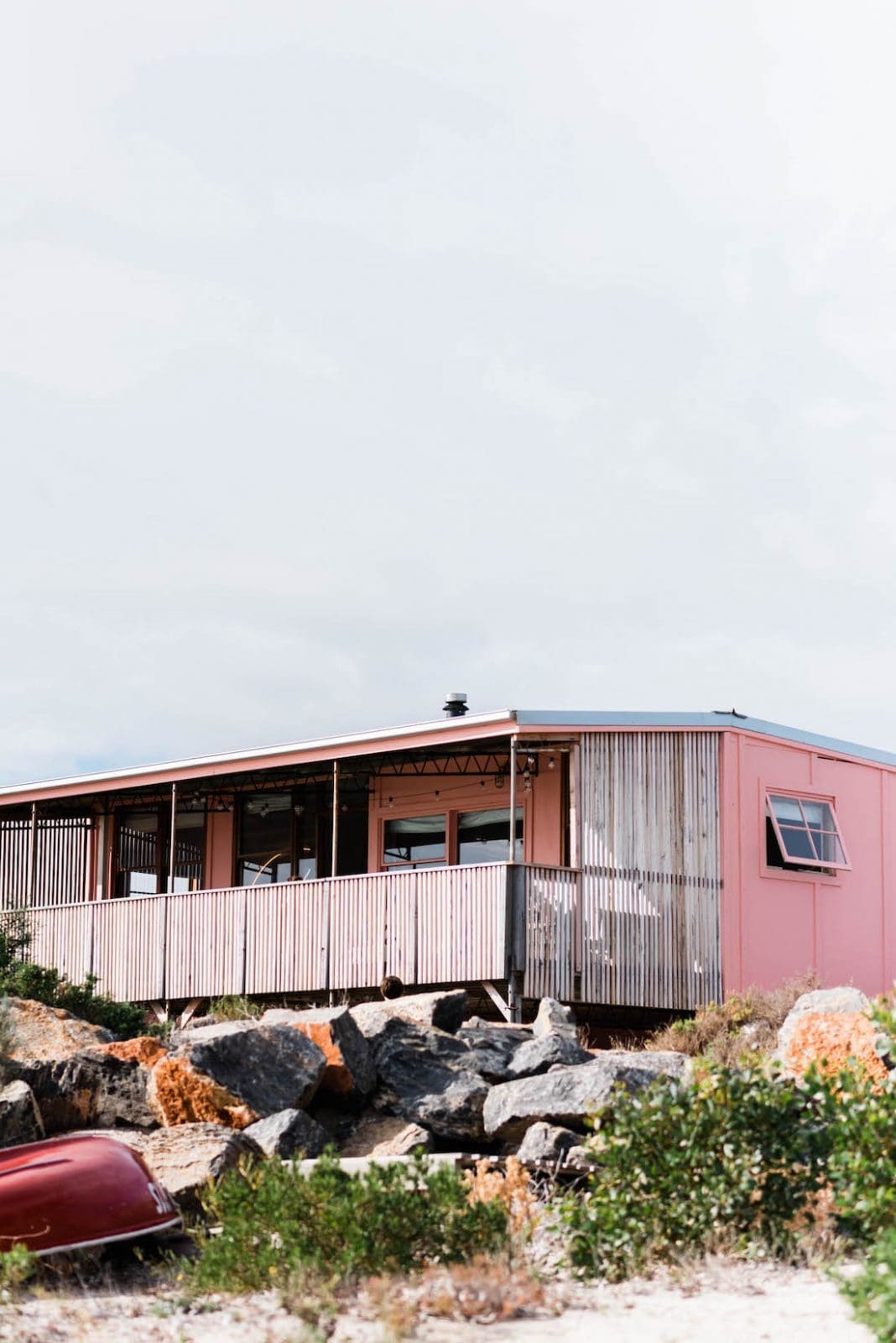 Take a tour of Love & Mutiny: The pink coastal cabin | Style Curator