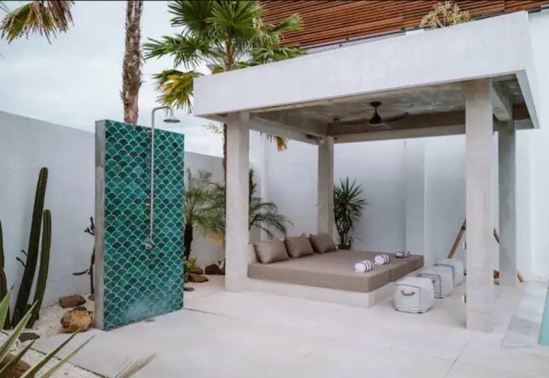 Cool off with our hot round up of outdoor shower inspiration | Style ...