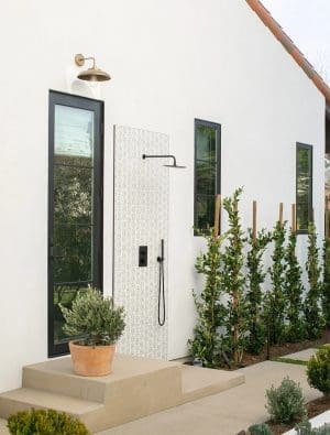 Cool off with our hot round up of outdoor shower inspiration | Style ...