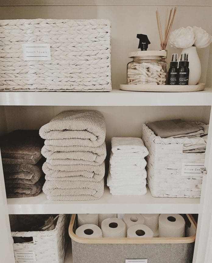 Linen closet organisation: Tips, tricks and ideas to organise your ...