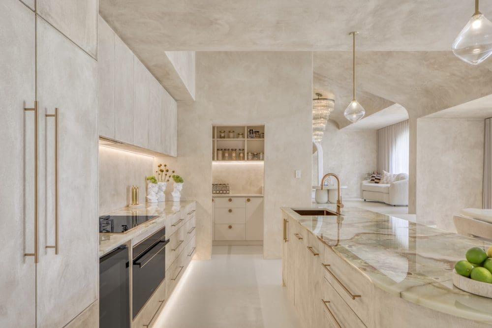 Discover the unique floor to ceiling fully rendered interior of Ruin X ...